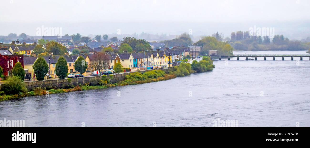 Shannon river in limerick hi-res stock photography and images - Alamy