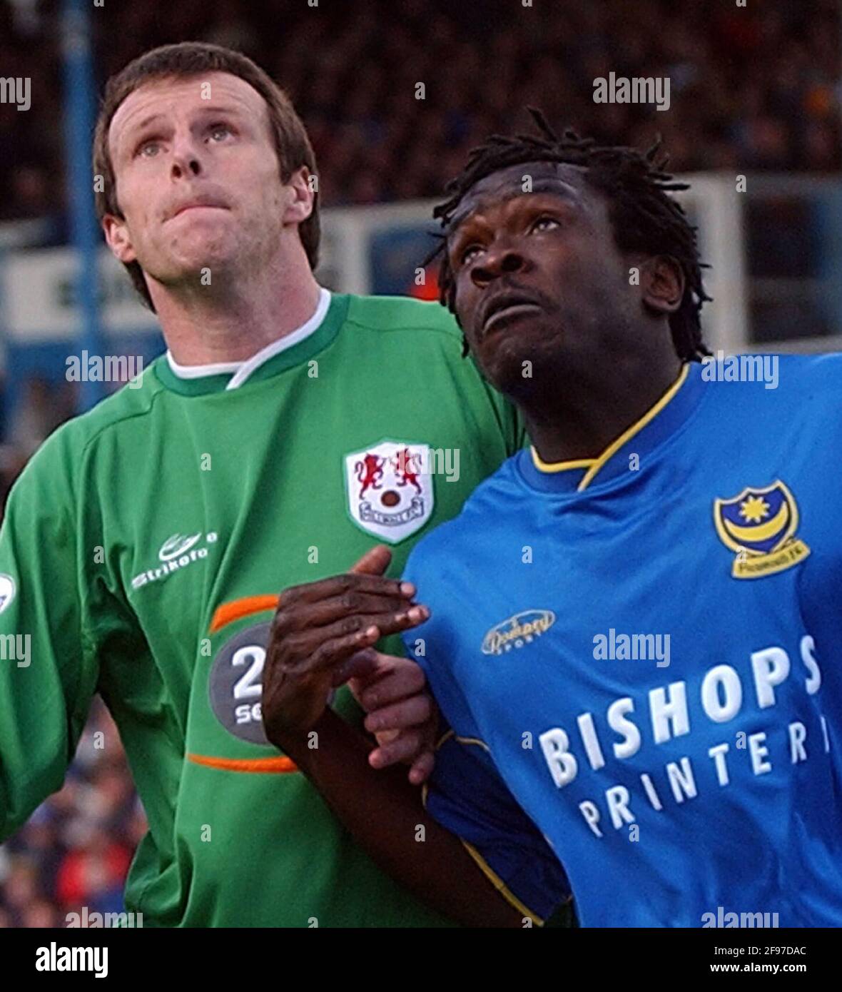 Portsmouth v millwall hi-res stock photography and images - Alamy