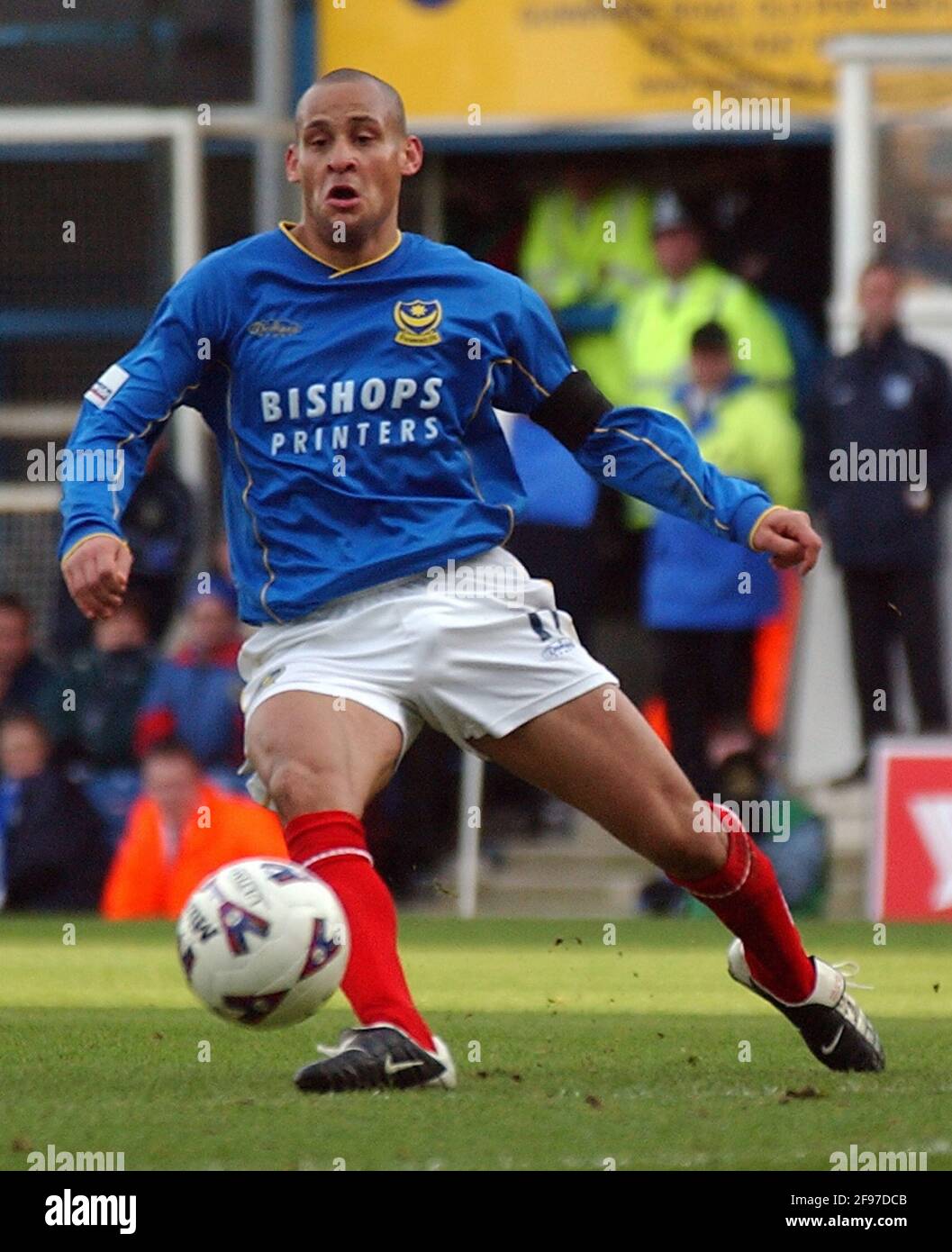 NIGEL QUASHIE PIC MIKE WALKER, 2002 Stock Photo - Alamy