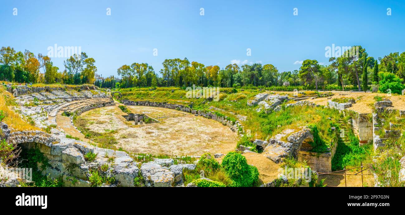 Ruins of the Roman Amphitheater in Syracuse, Sicily, Italy Stock Photo ...