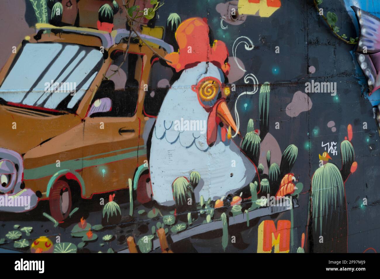 Graffiti of a crazy chicken in Rio de Janeiro Stock Photo - Alamy