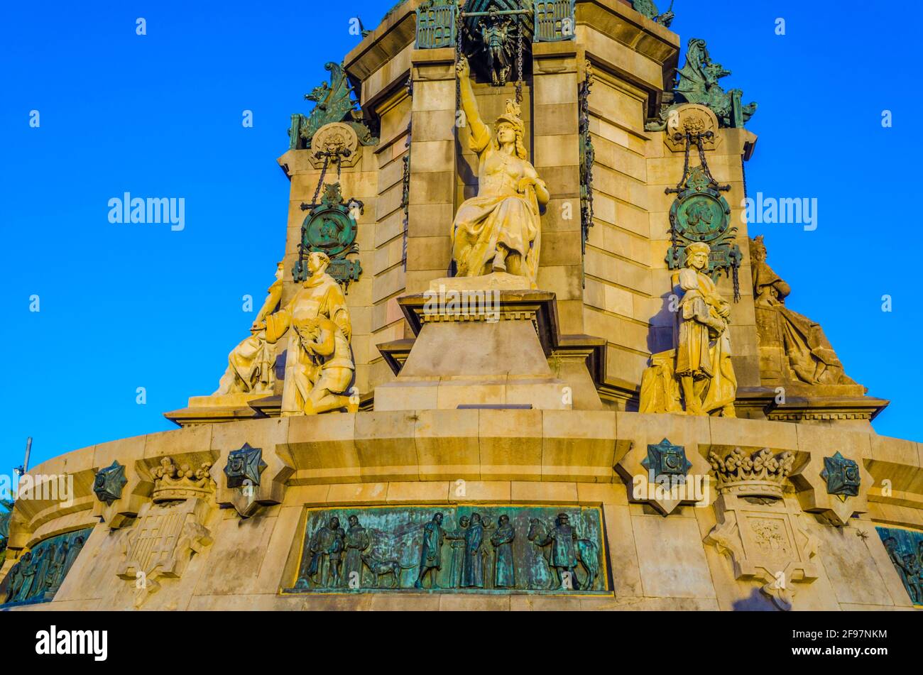 View of the monument a colom in Barcelona, Spain Stock Photo - Alamy