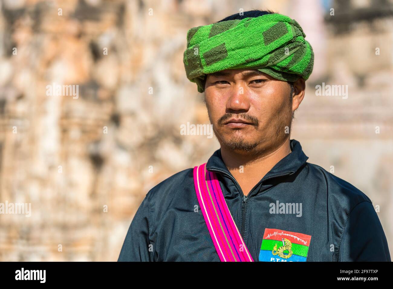 Myanmar, scenes at Inle lake, in the pagoda forest Kakku, man, turban ...