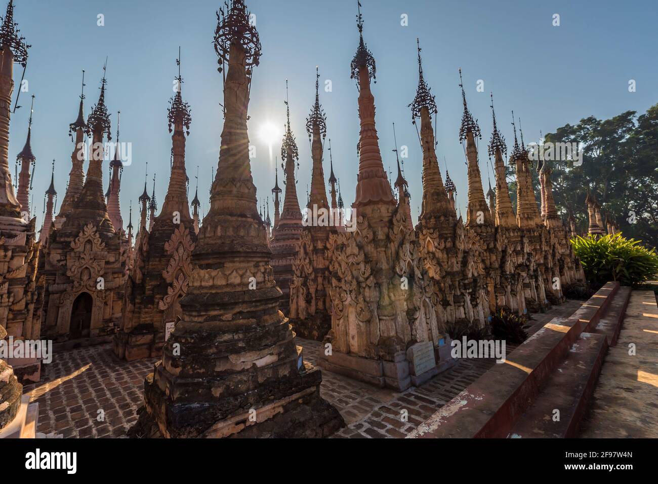 Myanmar, scenes at Inle Lake, in the Kakku pagoda forest Stock Photo ...