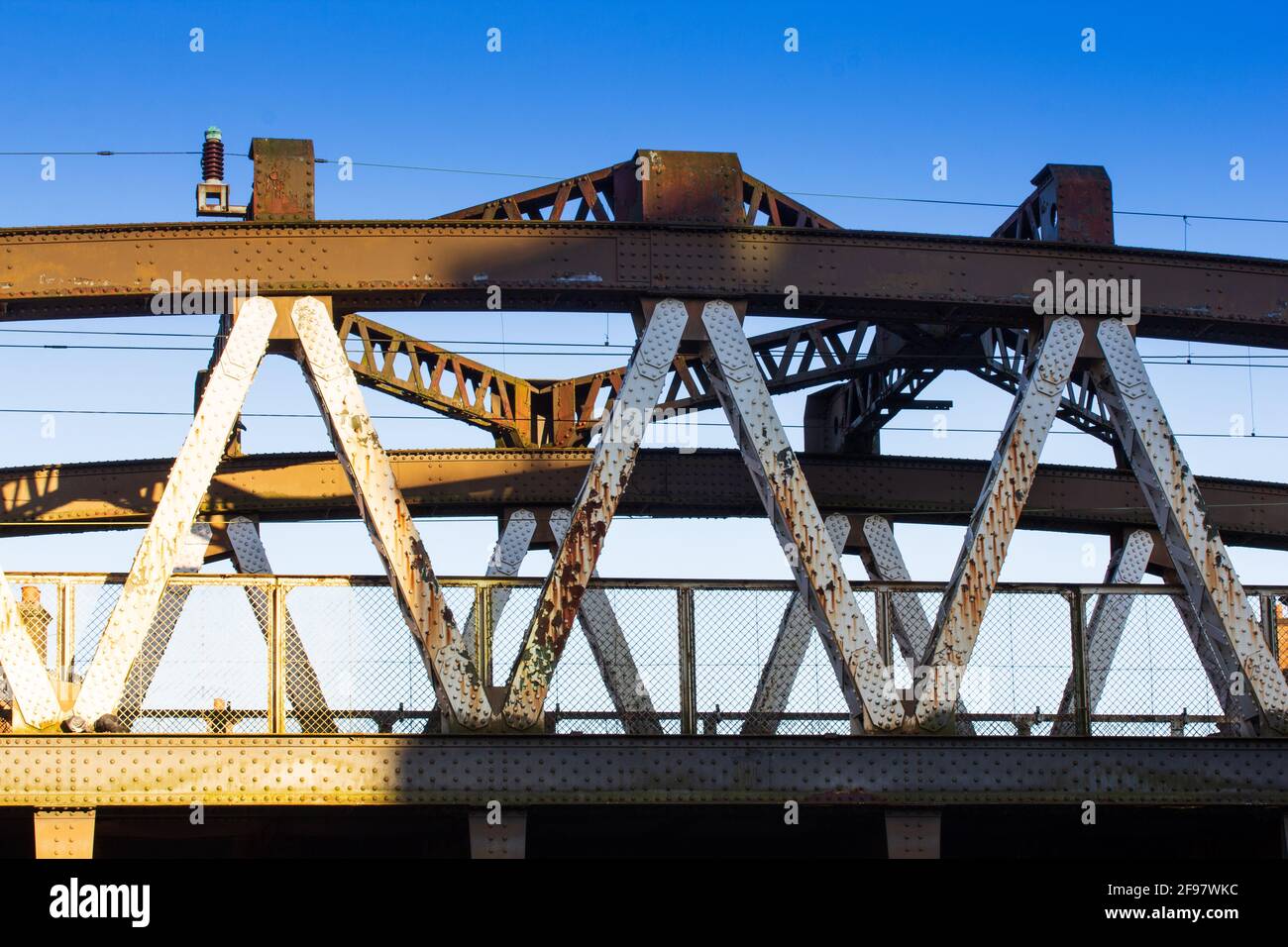 Train load bridge hi-res stock photography and images - Alamy