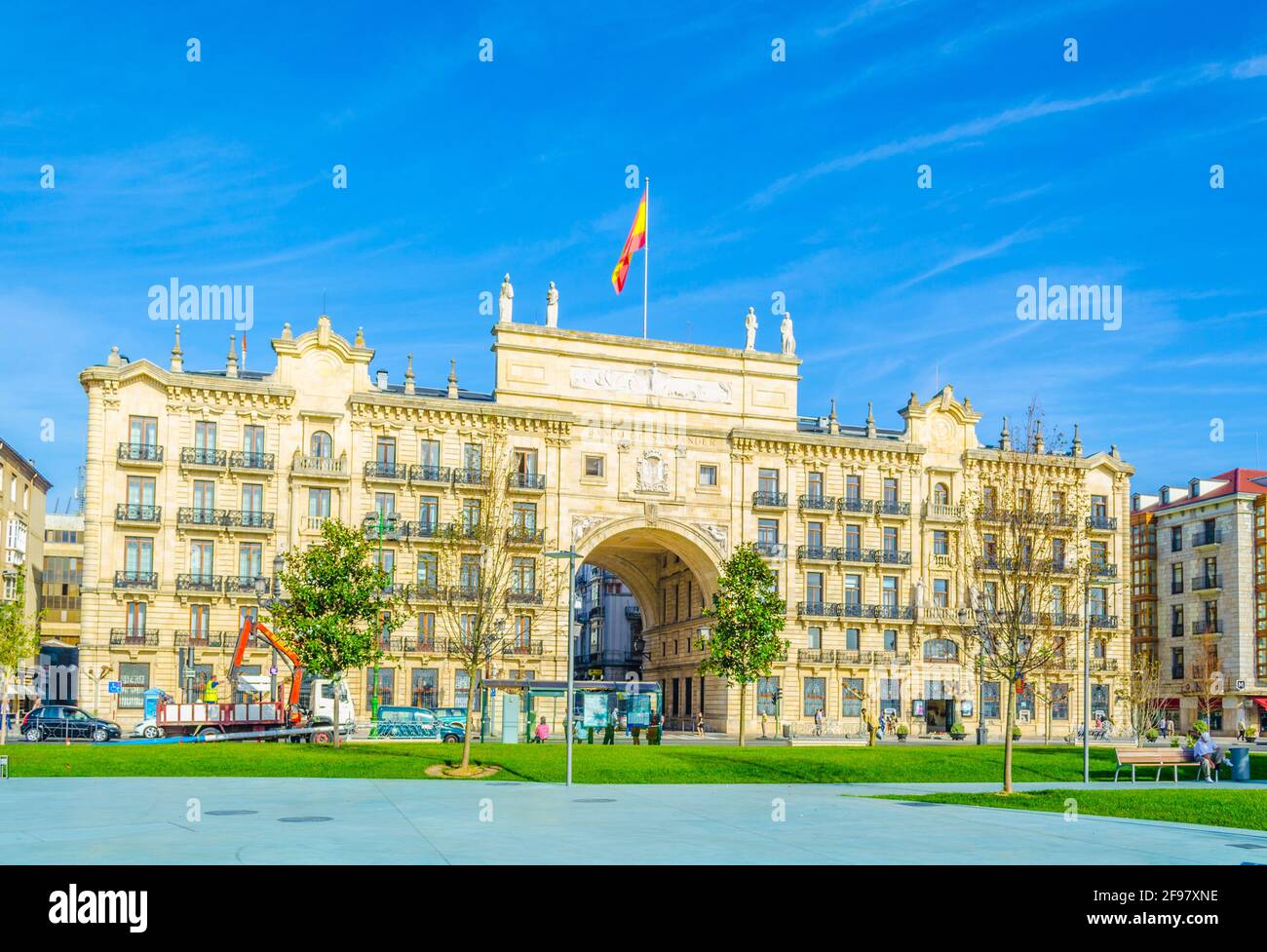 Banco de santander facade hi-res stock photography and images - Alamy