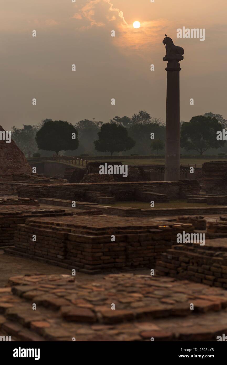 Stone pillar structure hi-res stock photography and images - Alamy