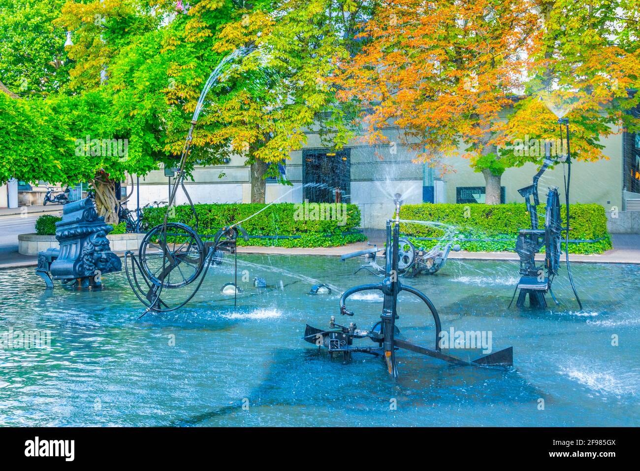Jean tinguely fountain basel hi-res stock photography and images - Alamy