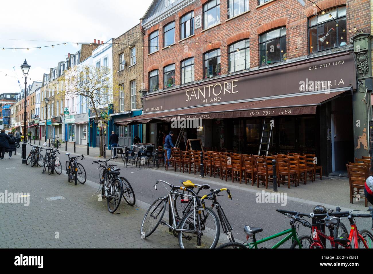 Santore hi-res stock photography and images - Alamy