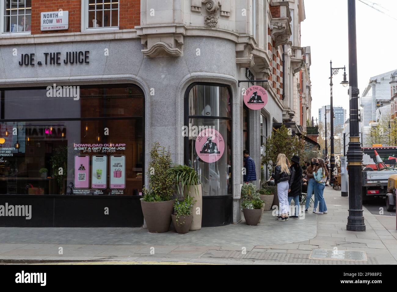 Joe The Juice North Row, W1 Stock Photo - Alamy