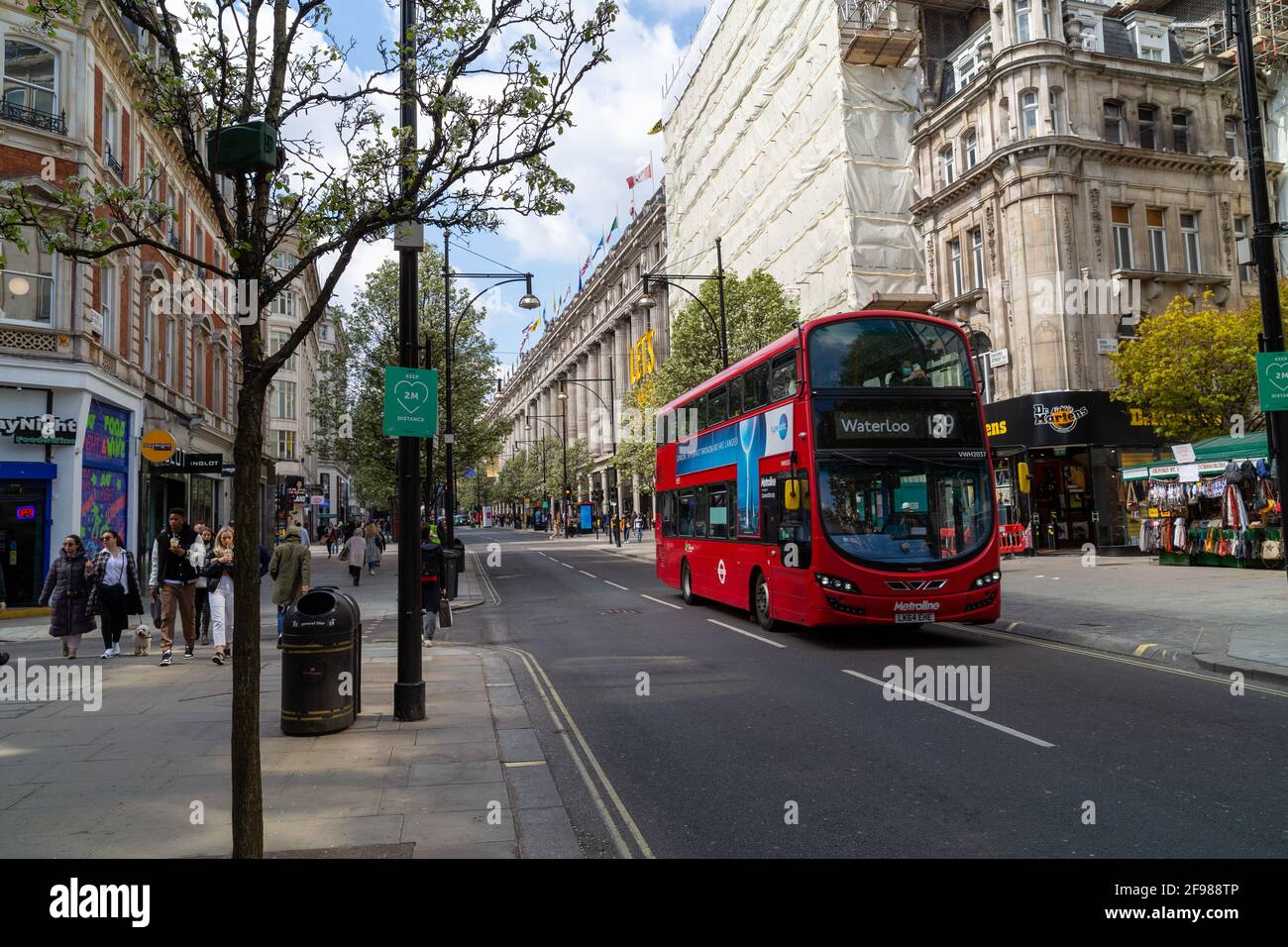London bus on Oxford Street, W1 Stock Photo - Alamy
