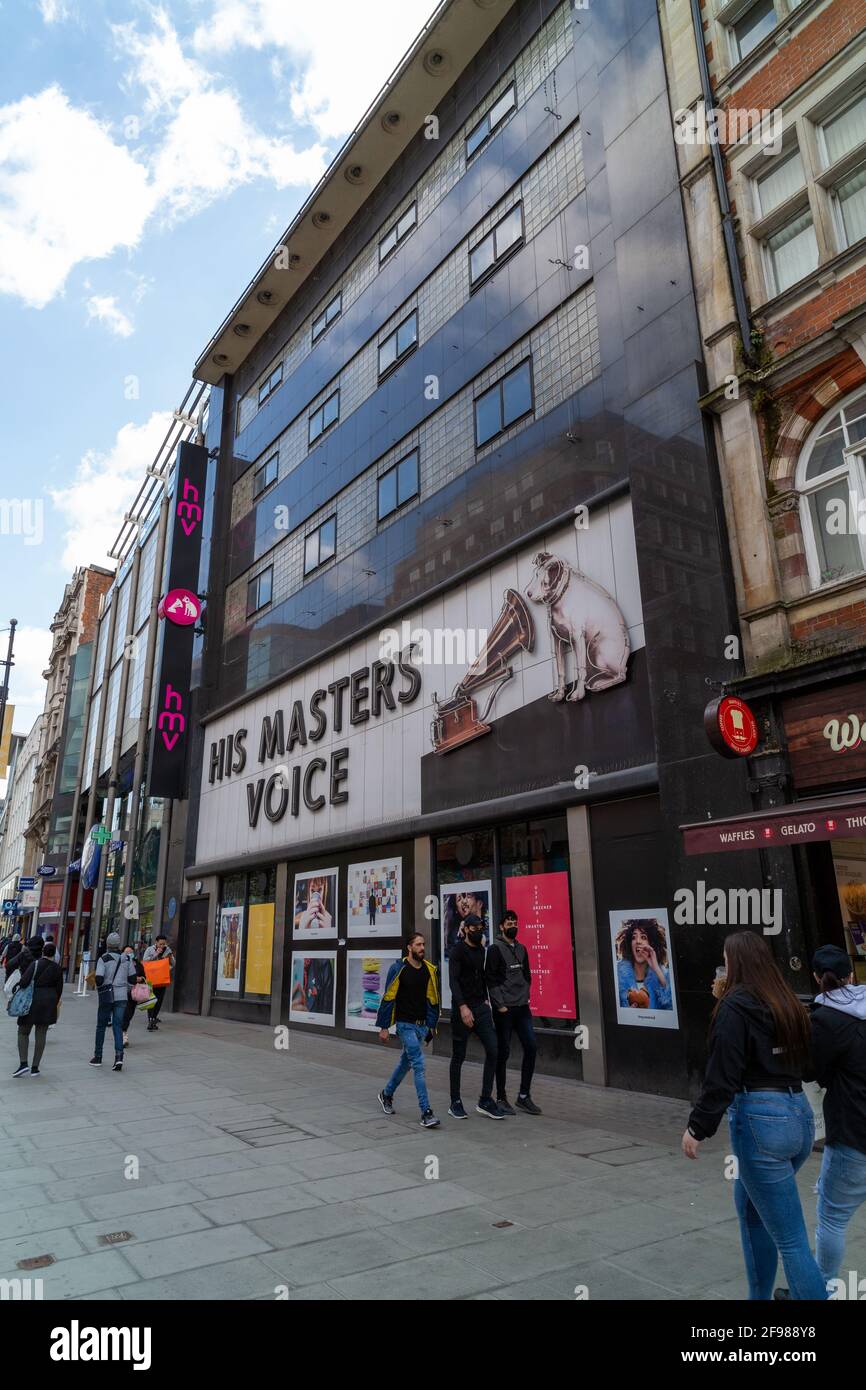 Hmv shop entrance hi-res stock photography and images - Alamy