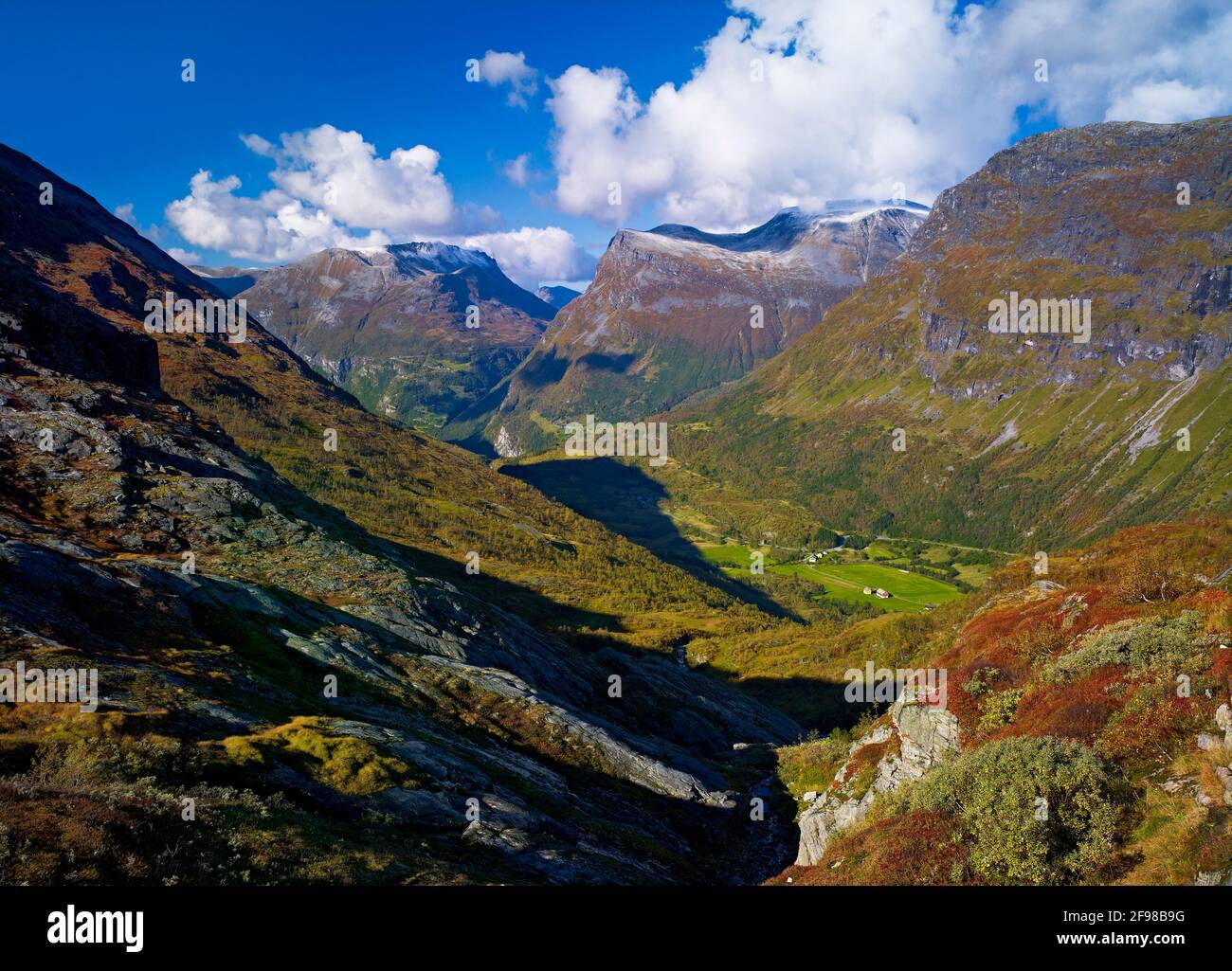 Flydalsjuvet viewpoint hi-res stock photography and images - Alamy