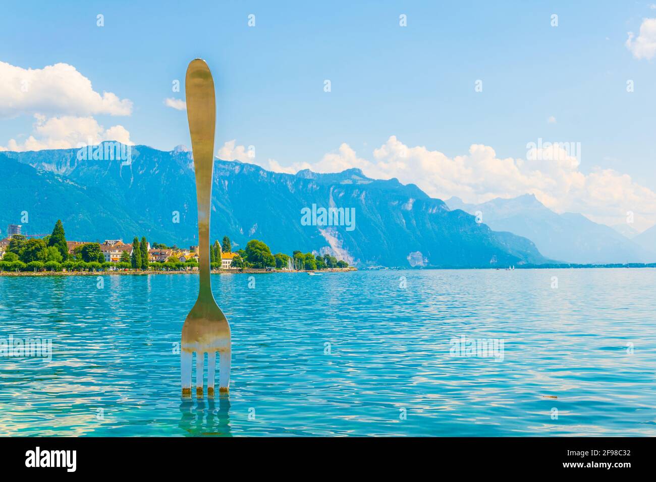 Giant fork hi-res stock photography and images - Alamy