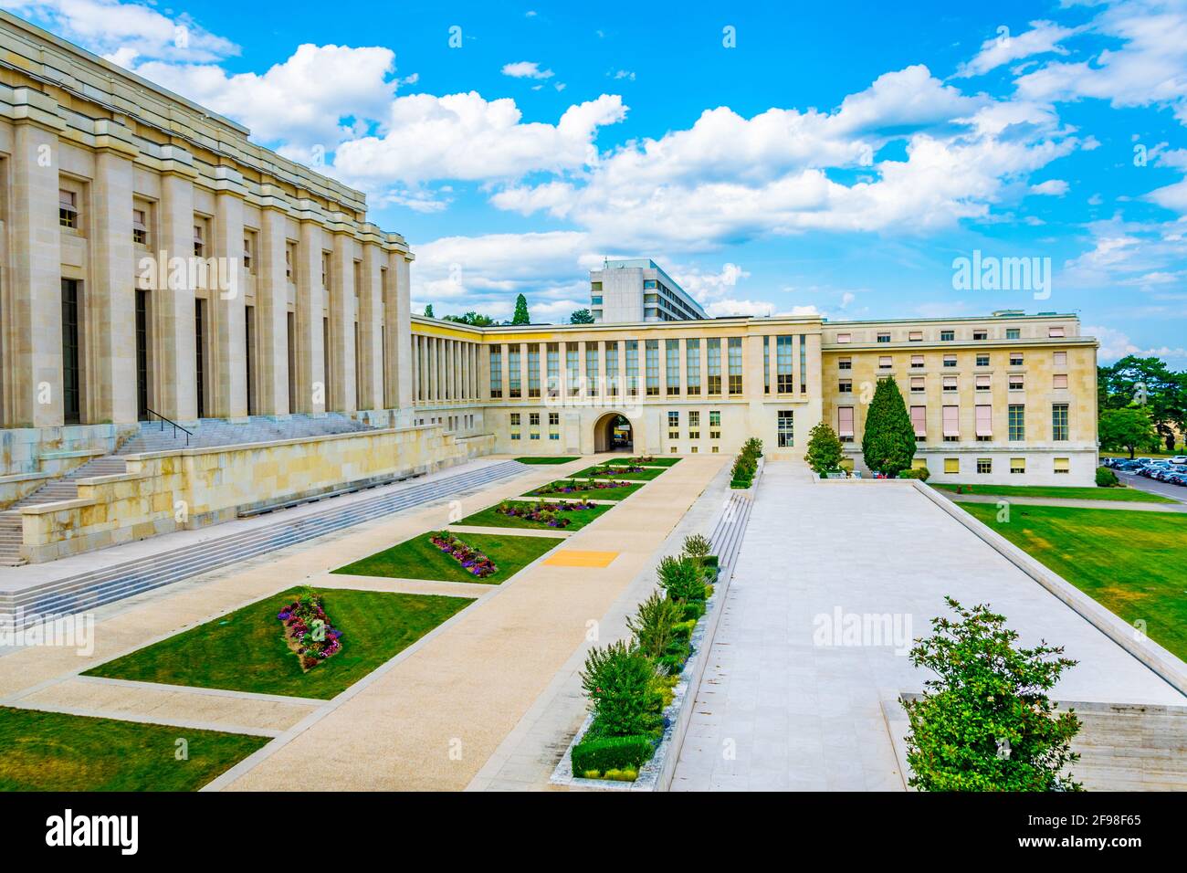 United nations flags interior hi-res stock photography and images - Alamy