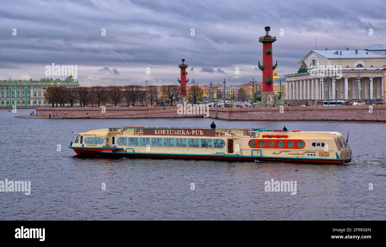 Malaya neva river hi-res stock photography and images - Alamy