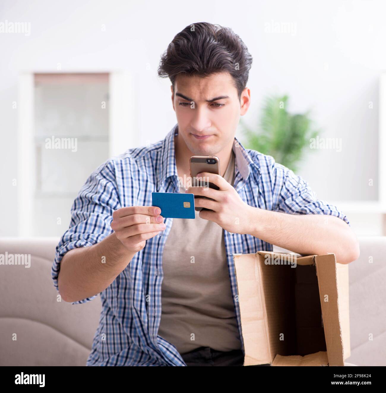 The man receiving empty parcel with stolen goods Stock Photo - Alamy