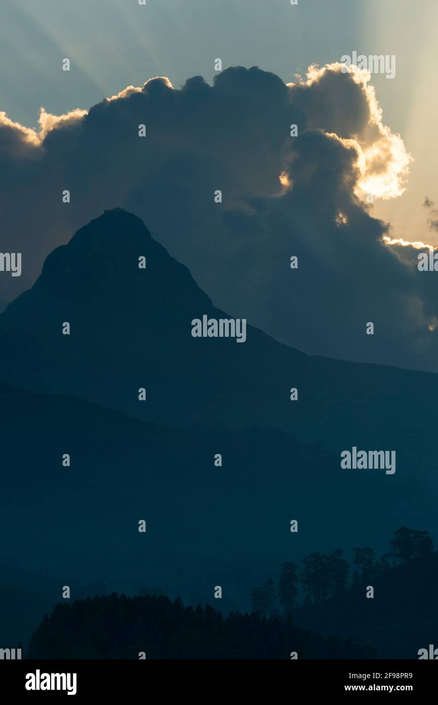Sri pada hi-res stock photography and images - Alamy