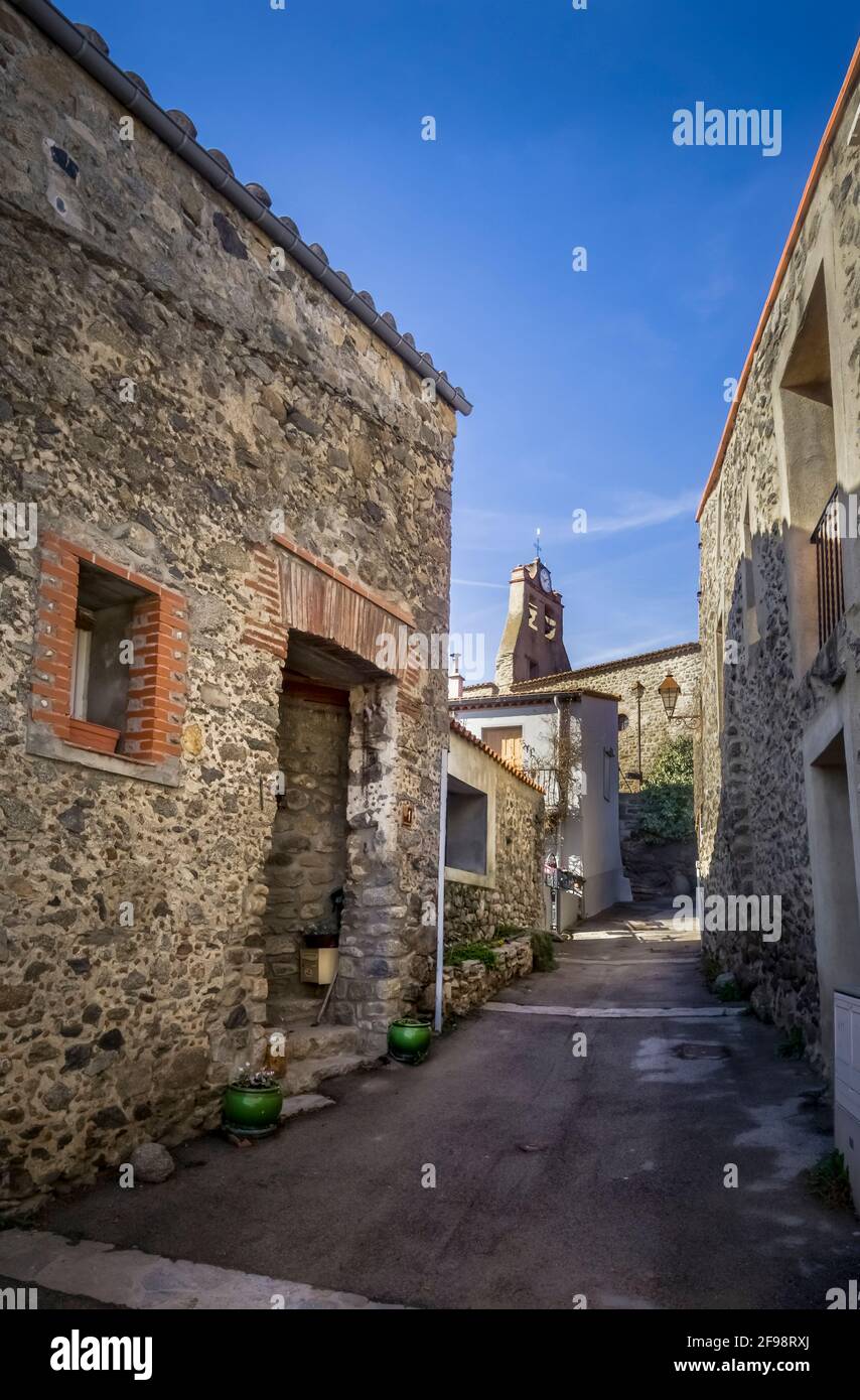 Sauveur hi-res stock photography and images - Alamy