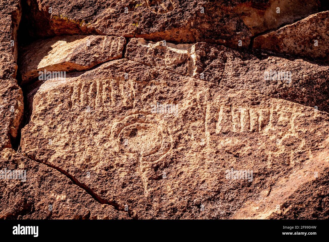 Ancient petroglyphs chalfant valley hi-res stock photography and images ...