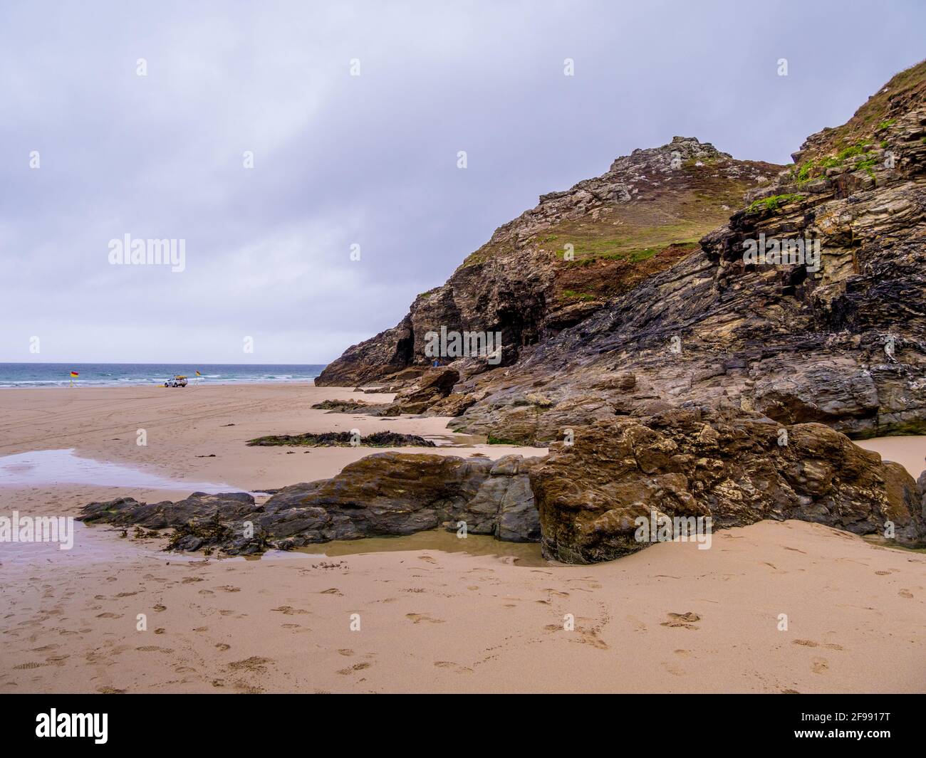 St agnes beach hi-res stock photography and images - Alamy