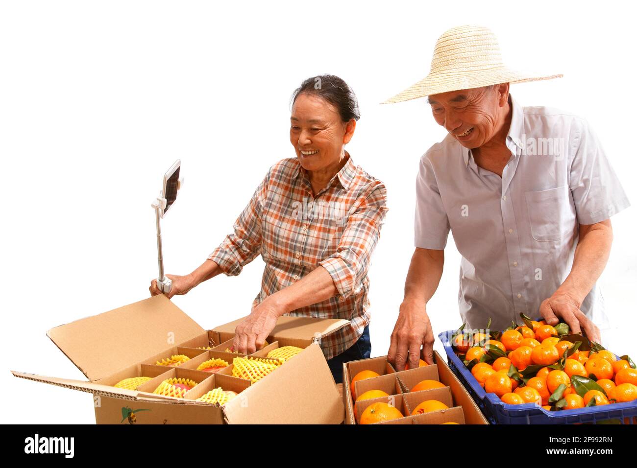 Live streaming china farmers hi-res stock photography and images - Alamy
