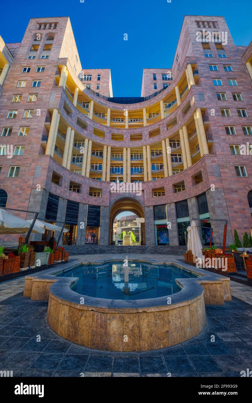 Yerevan kentron hi-res stock photography and images - Alamy