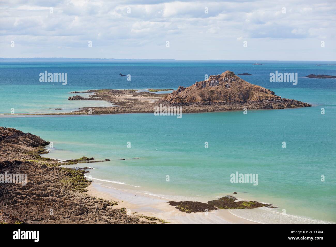 Tidal island hi-res stock photography and images - Alamy