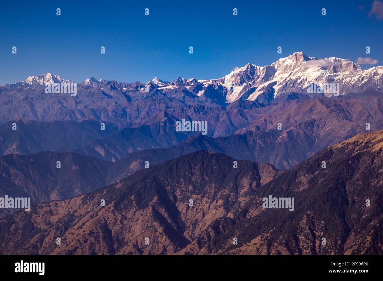 Panoramic view Himalayan mountains view from Chandrashila summit ...