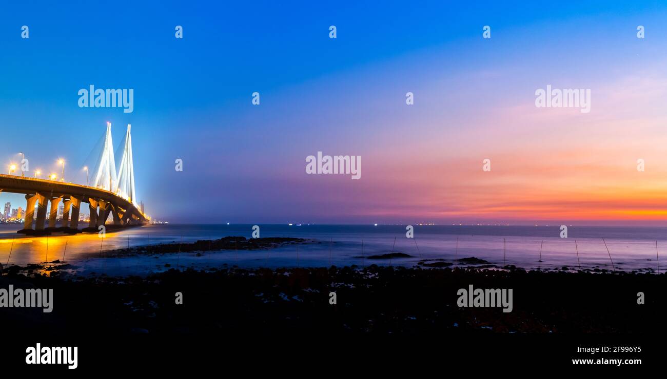 Bandra band stand hi-res stock photography and images - Alamy