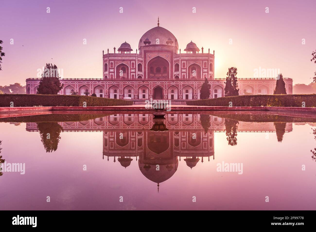 Humayun's tomb of Mughal Emperor Humayun designed by Persian architect ...