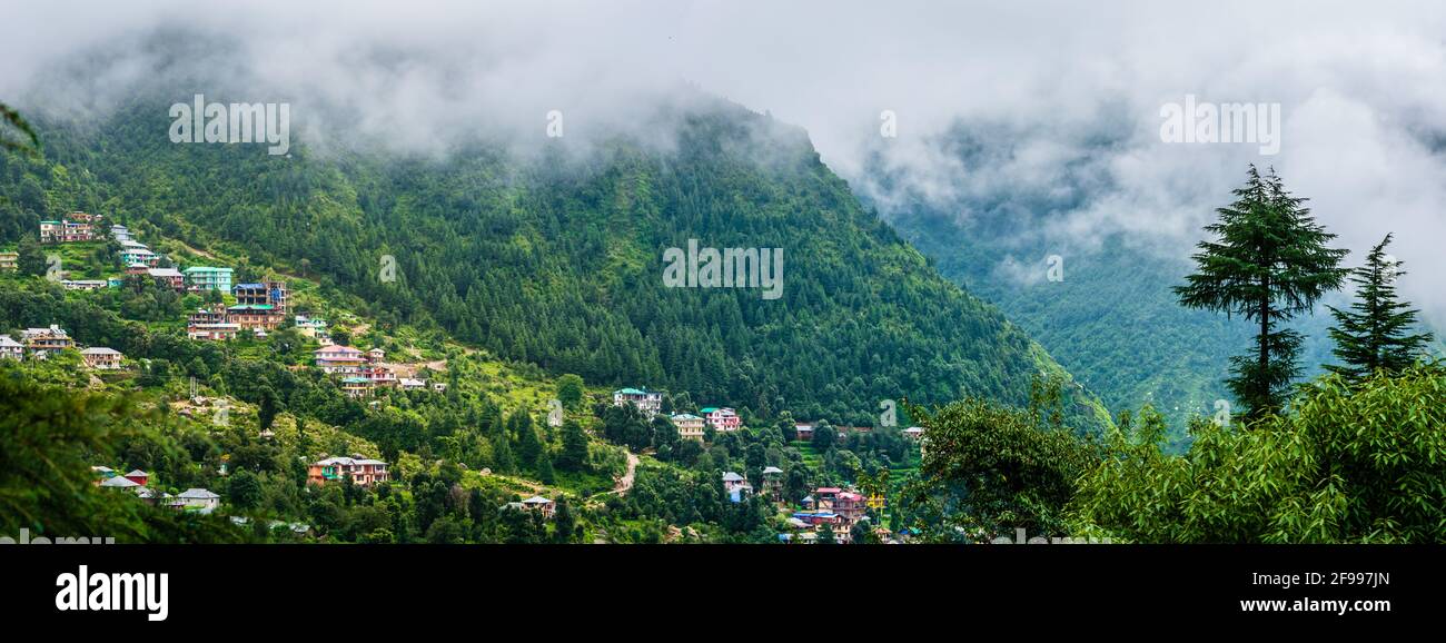 Himachal pradesh dharamsala mountain house hi-res stock photography and ...