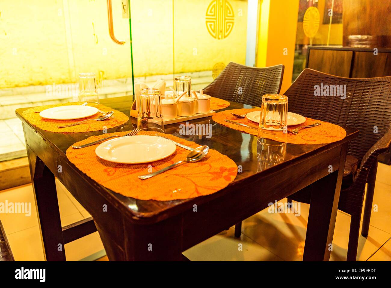 Indian restaurant table setting hi-res stock photography and images - Alamy