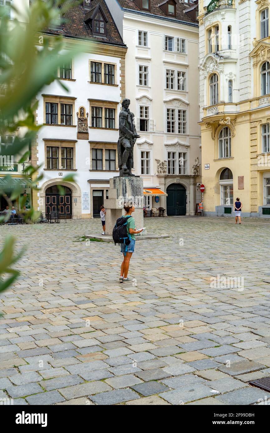 First district hi-res stock photography and images - Alamy