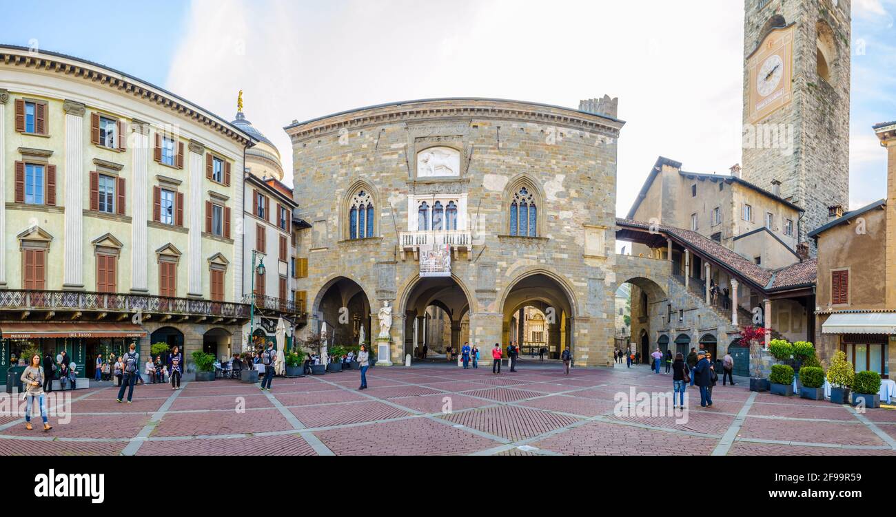 BERGAMO, ITALY, NOVEMBER 2, 2014: People are strolling through Piazza ...