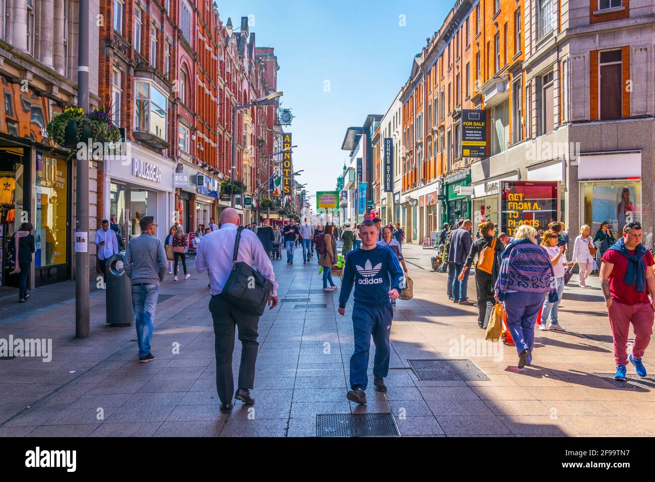 Old abbey street dublin hi-res stock photography and images - Alamy