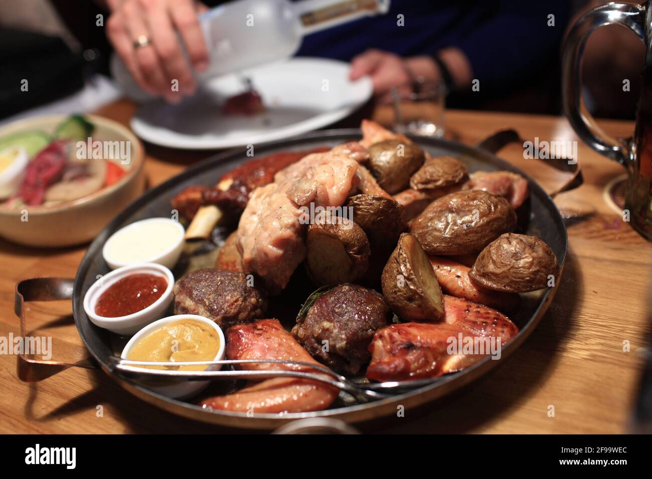 Fat lamb pub hi-res stock photography and images - Alamy