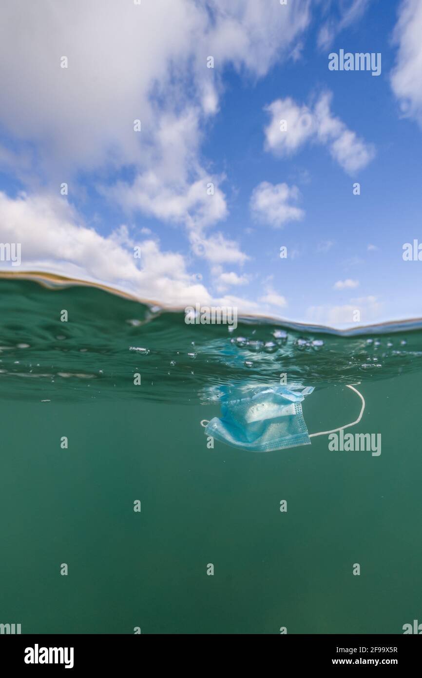 Half underwater pollution hi-res stock photography and images - Alamy