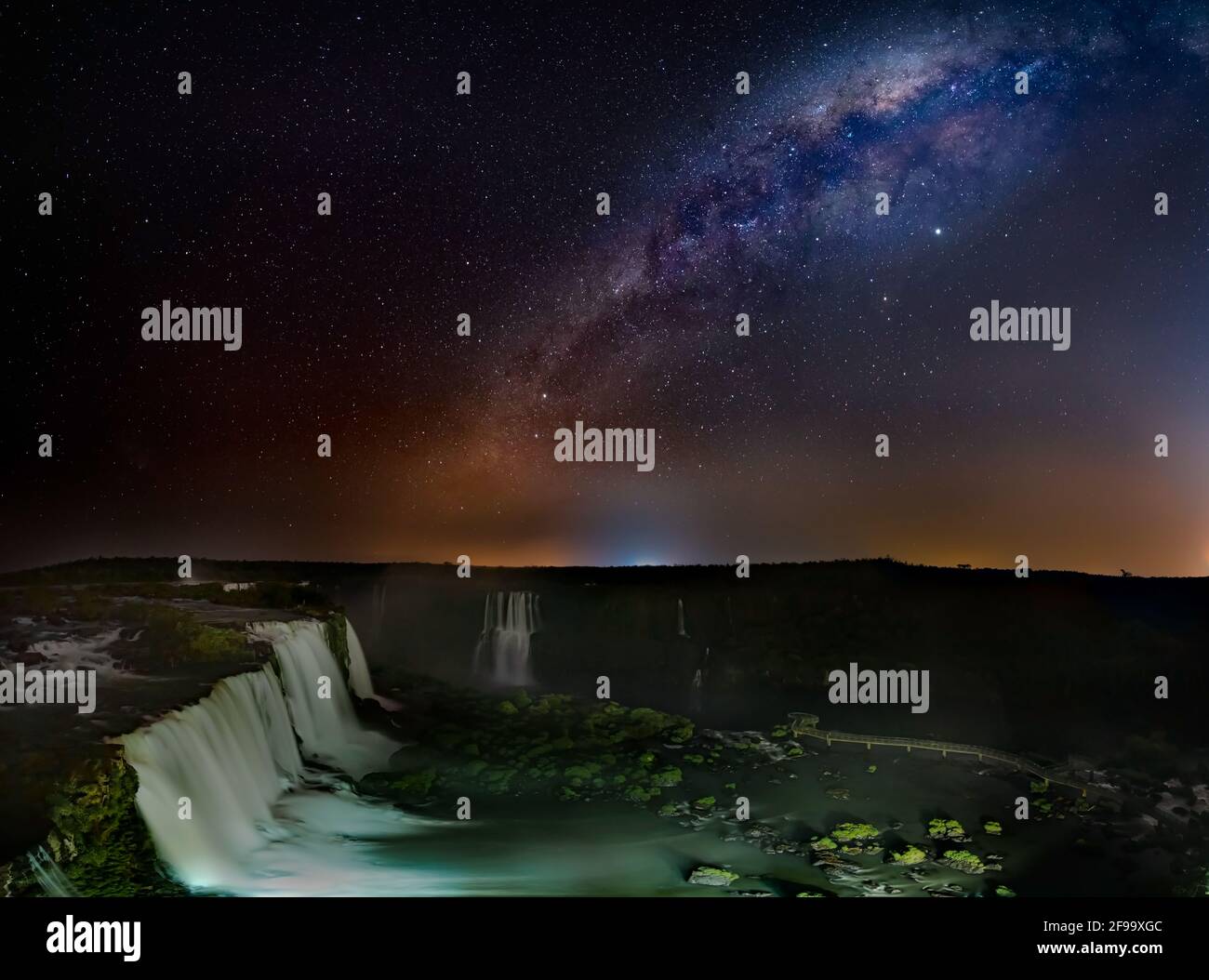 Waterfall and milkyway hi-res stock photography and images - Alamy