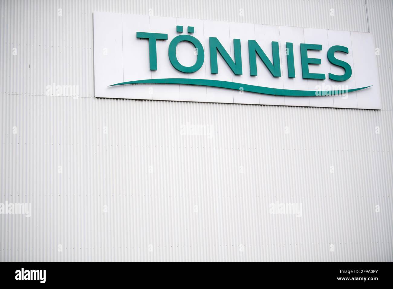 Toennies logo hi-res stock photography and images - Alamy