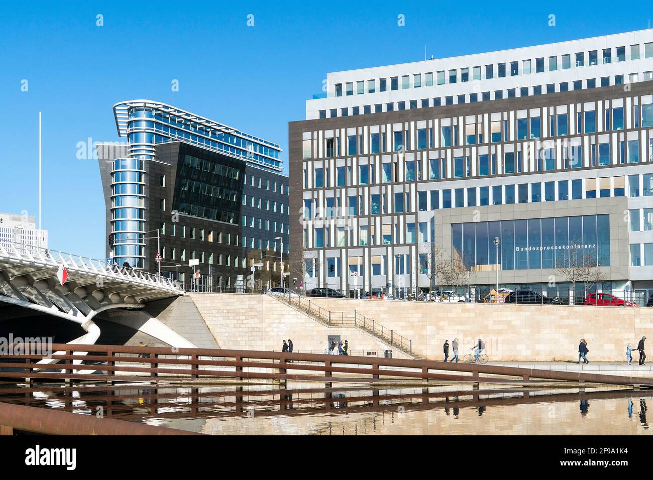Berlin international conference center hi-res stock photography and ...