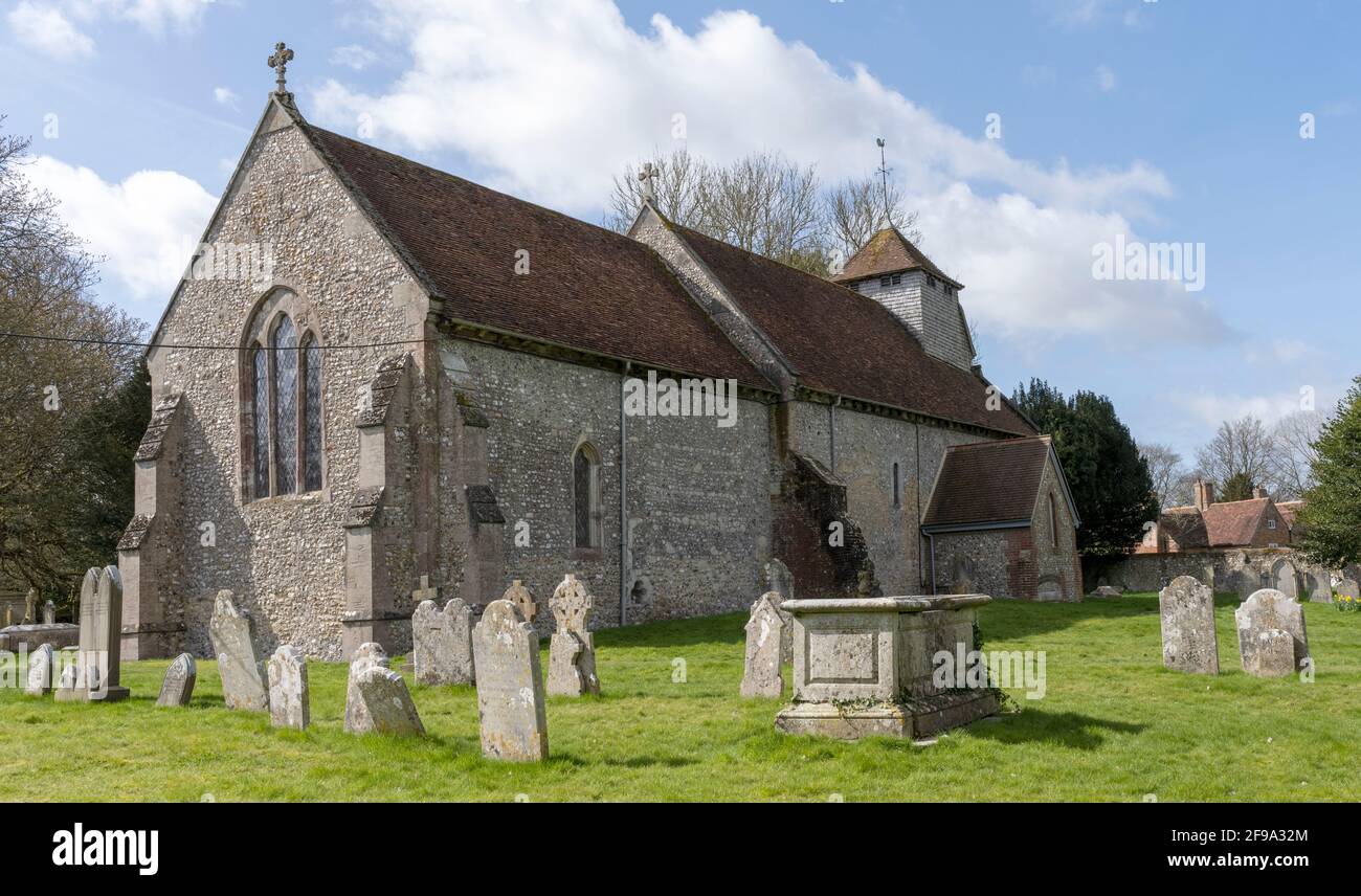 St nicholas bishops sutton hi-res stock photography and images - Alamy