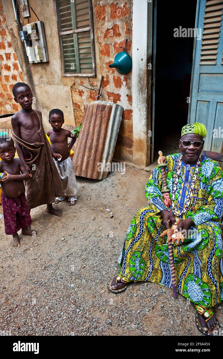 Voodoo ceremony africa hi-res stock photography and images - Alamy