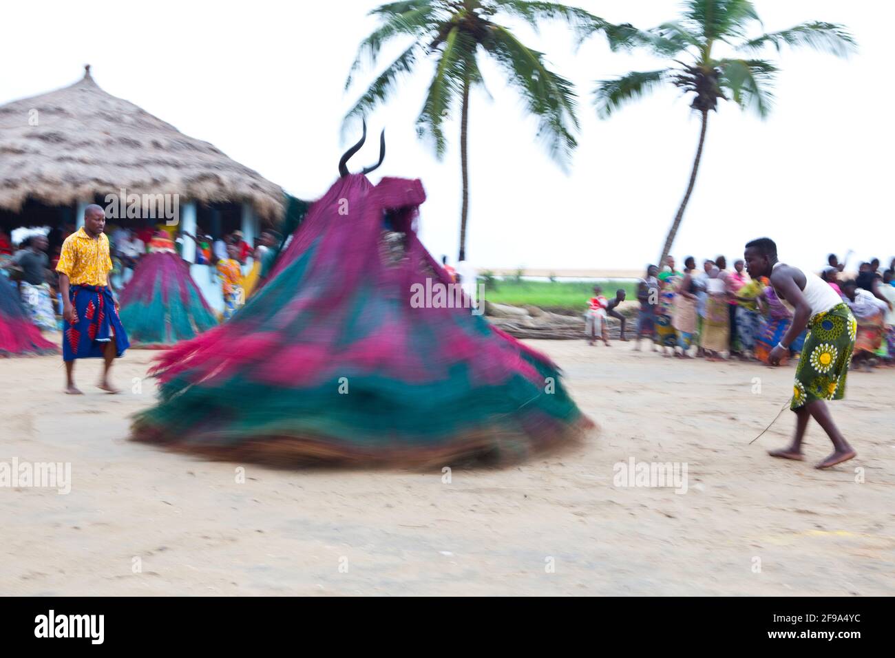 African possession dance hi-res stock photography and images - Alamy