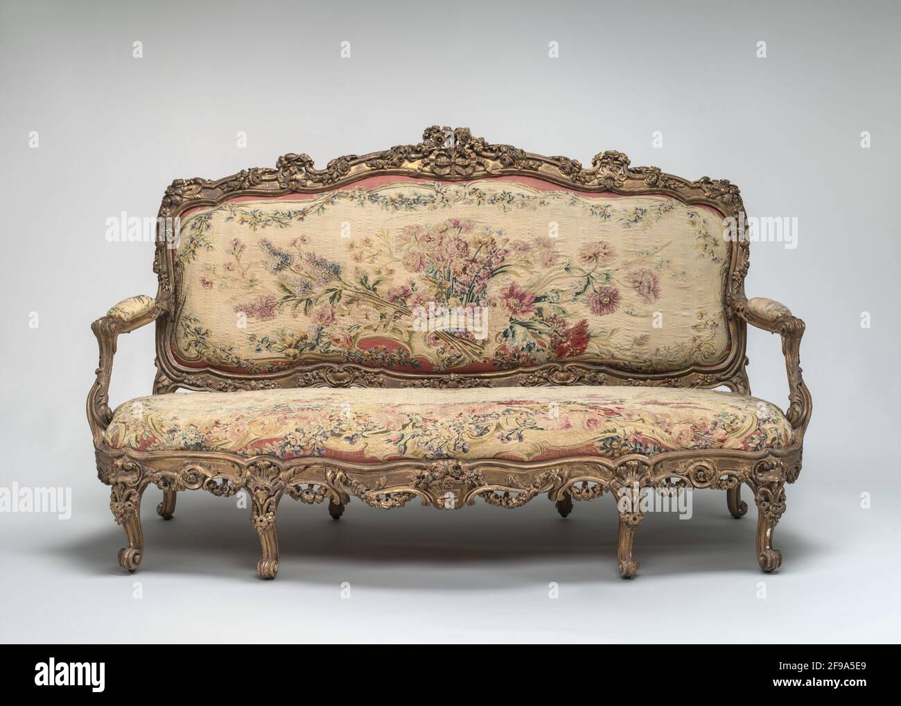 19th century french sofa hi-res stock photography and images - Alamy