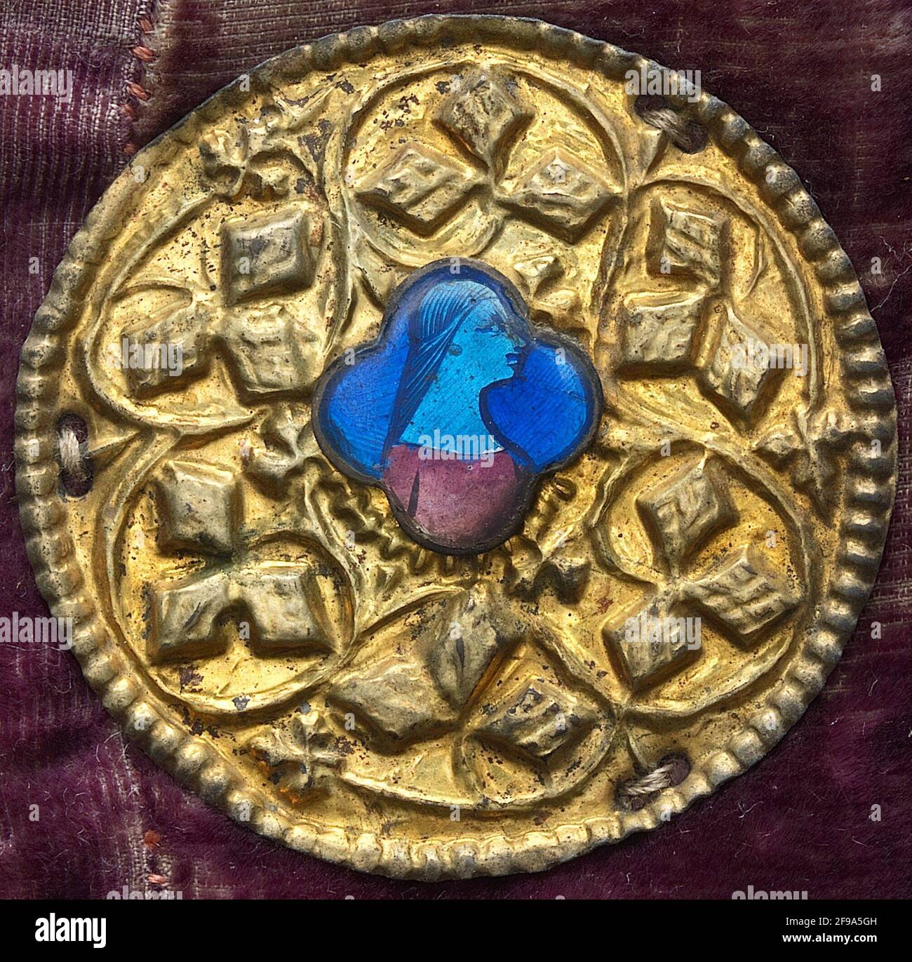 Costume Ornament with Profile Portrait, c. 1380/1400 Stock Photo - Alamy