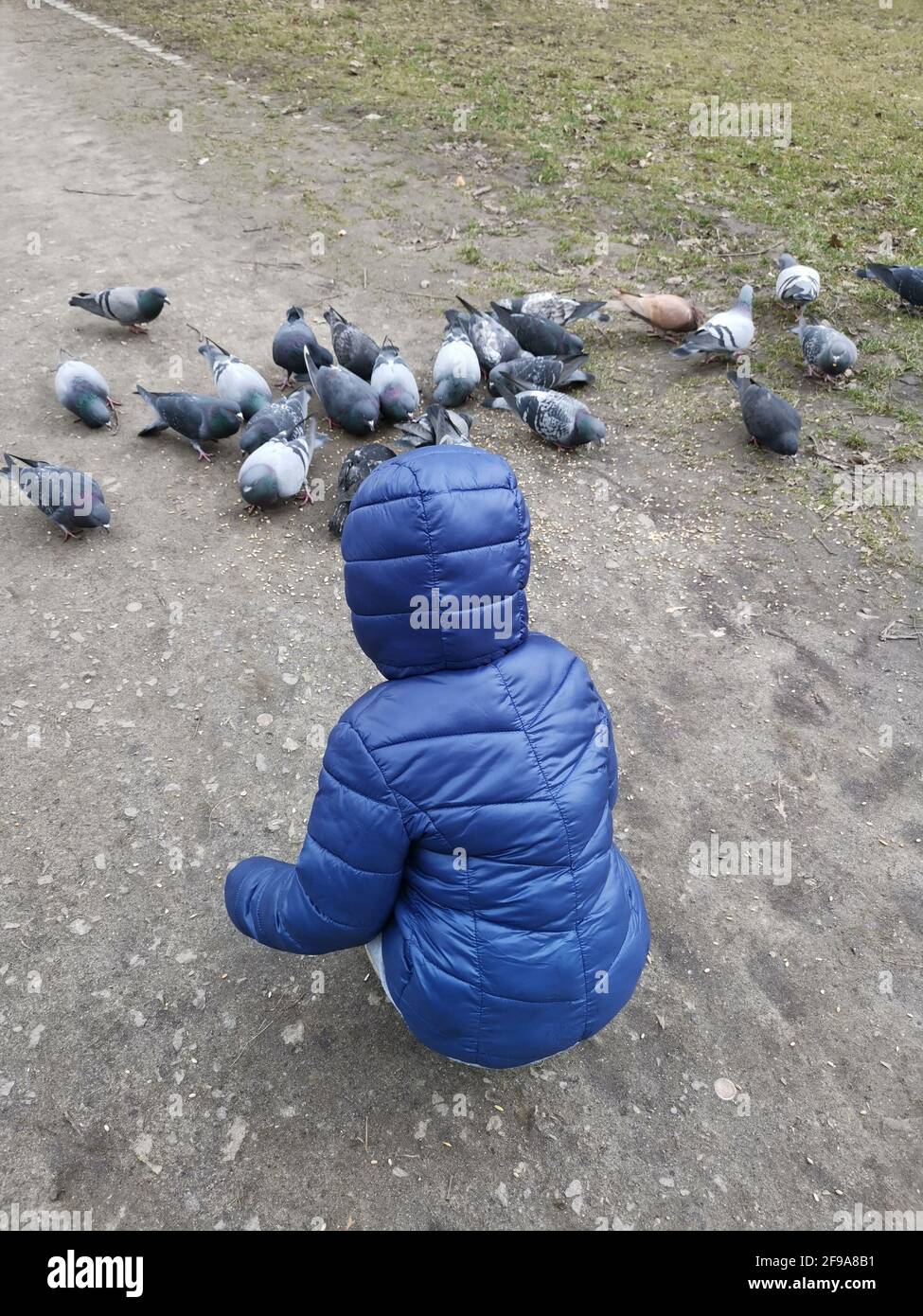 Squatted down hi-res stock photography and images - Alamy