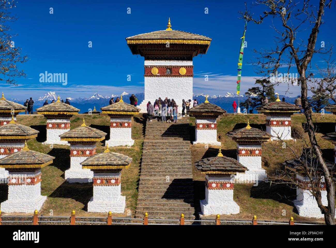 Druk wangyal temple at dochula pass hi-res stock photography and images ...