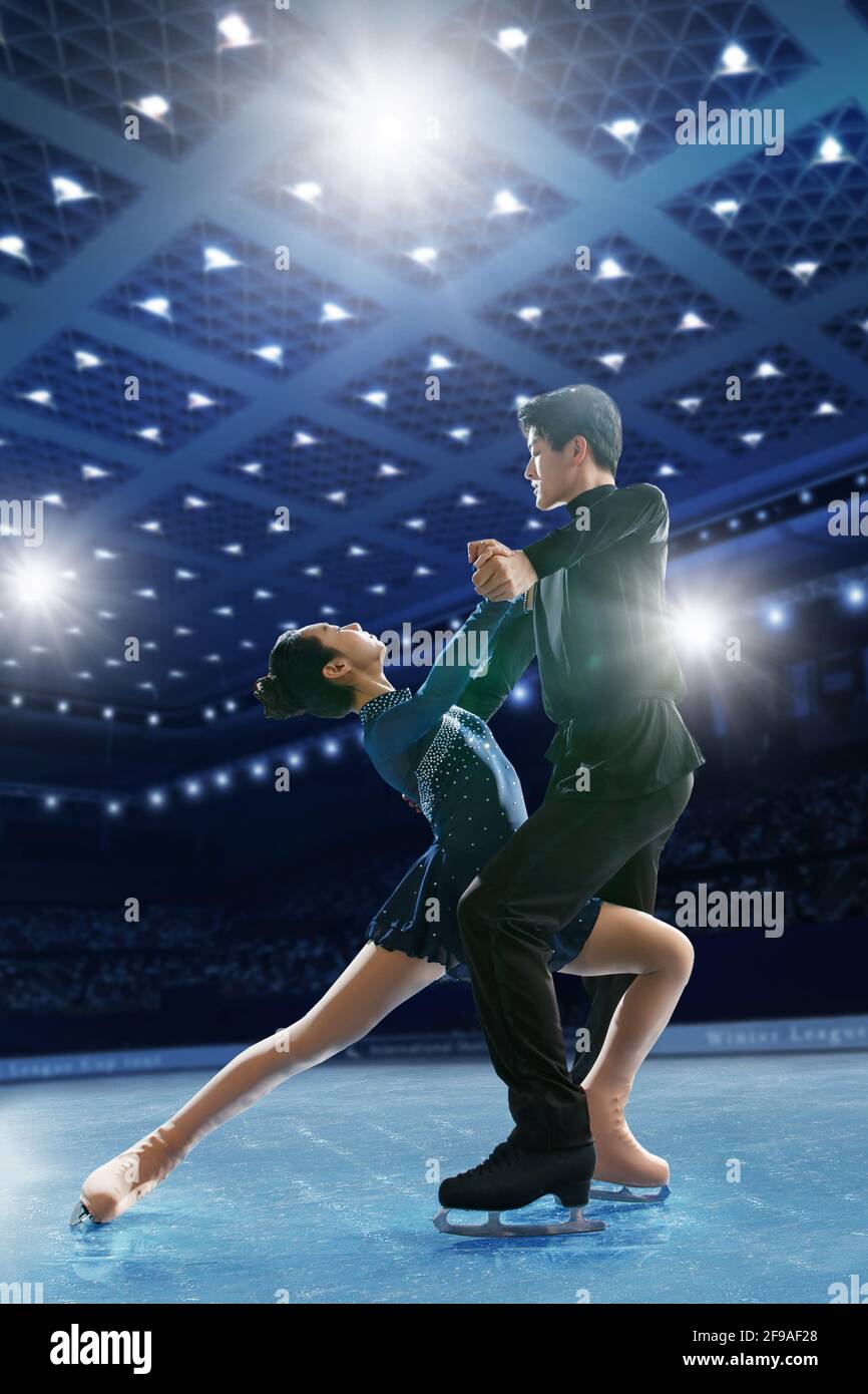 Pairs figure skating Stock Photo - Alamy