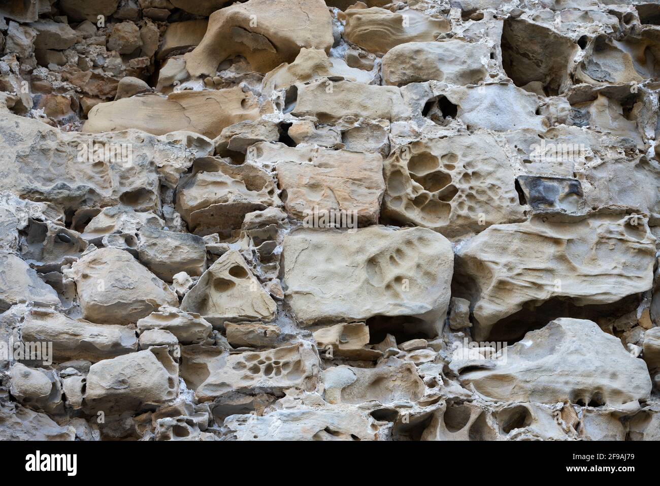 Honeycomb weathered stone hi-res stock photography and images - Alamy